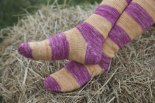 Ravelry: James Mixed-up Socks pattern by Pixiepurls