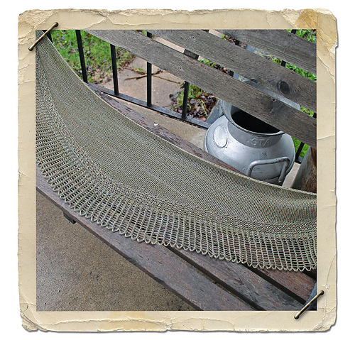 Ravelry: Epaulette pattern by Renee Linville