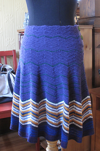Ravelry: Asquint Skirt pattern by Annie Modesitt