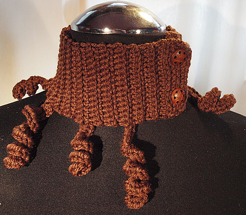 Ravelry: Octopus Cowl pattern by Charlotte W.