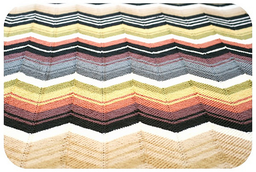 Ravelry: Vintage Missoni Inspired Chevron Blanket pattern by Kelly Kingston