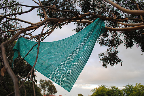 Ravelry: Laia pattern by Lisa Hannes