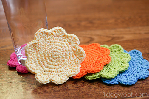 Ravelry: Simple Flower Coaster pattern by ChiWei Ranck