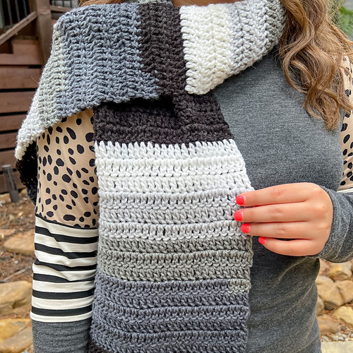 Ravelry: Easy Double Crochet Scarf pattern by Kylee Keller