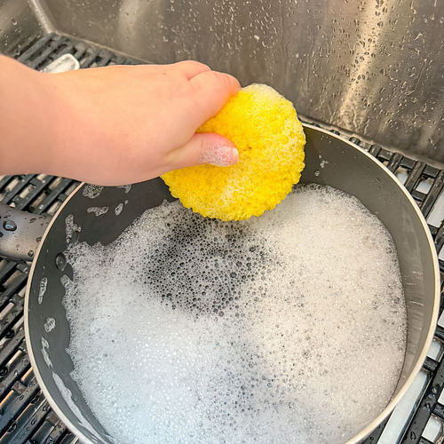 Ravelry: Easy Dish Scrubber pattern by Kylee Keller