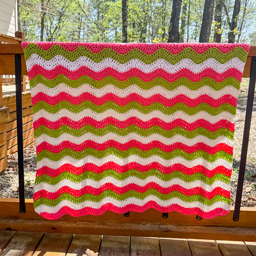 Ravelry: Easy Ripple Baby Blanket pattern by Kylee Keller