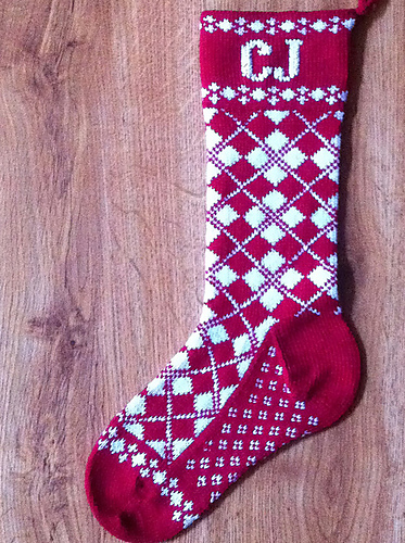 Ravelry: Grandma's Argyle Sock Christmas Stocking pattern by Dorene Delaney Giordano