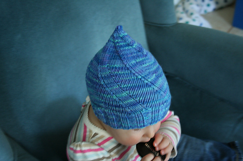 Ravelry: Aston pattern by Stitch Therapy Brooklyn