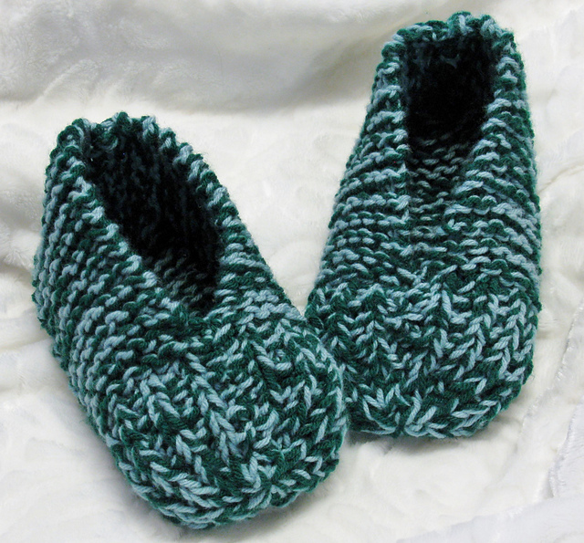 Ravelry: 80-Classic Knit Slippers pattern by 3petitesmailles
