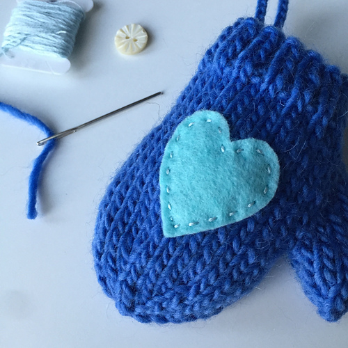 Ravelry: Felt Applique Mitten Christmas Ornament pattern by Fifty Four ...