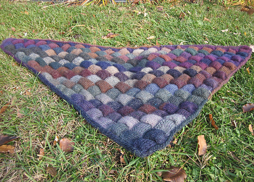 Ravelry: Triangle Entrelac Shawls pattern by Diane Conroy