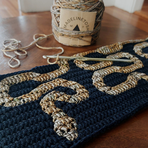 Ravelry: Alexander pattern by Alexis Sixel