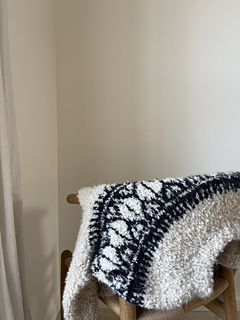 Ravelry: beeo sweater pattern by Karoline Mathilde Skovgaard Bentsen