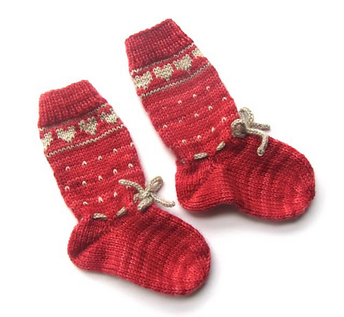 Ravelry: Suesie Dale Socks pattern by A Homespun House