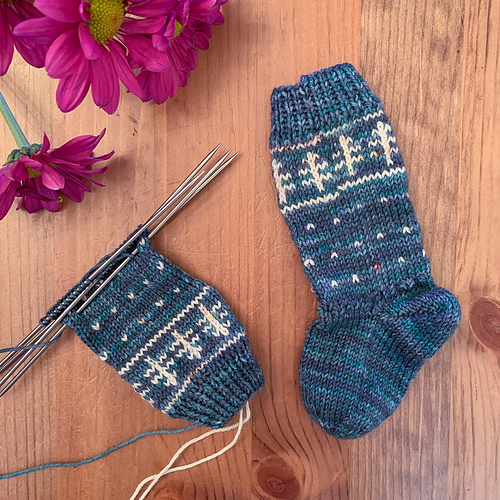 Ravelry: Suesie Dale Socks pattern by A Homespun House