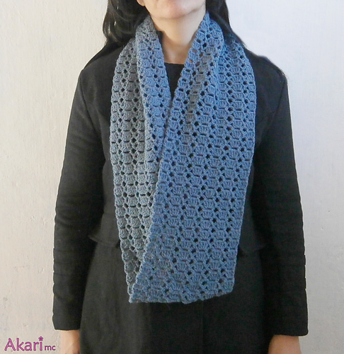 Ravelry: OYSTERS Infinity scarf _ C08 pattern by Melissa Flores