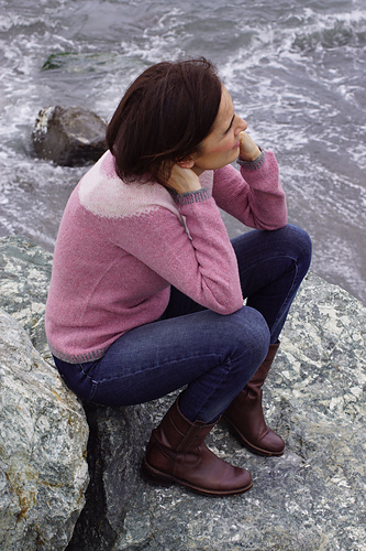 Ravelry: La Gatta pattern by Annalisa Dione
