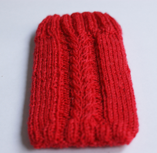 Ravelry: Cozy Phone Sweater pattern by Renée Kies