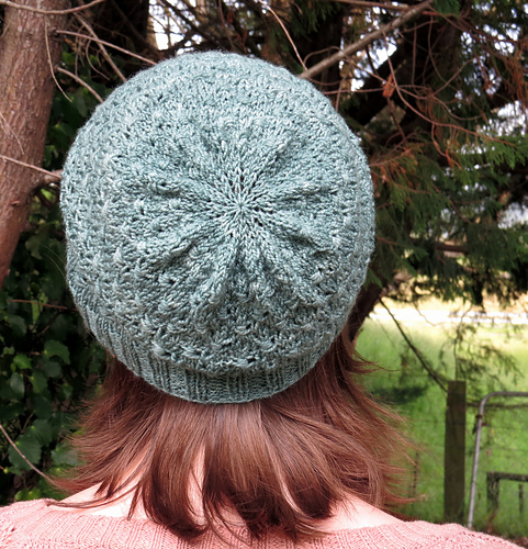 Ravelry: Clustered Sea Glass pattern by Abbey Morris