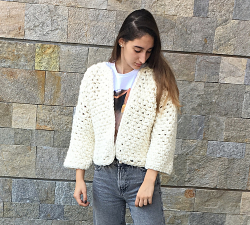 Ravelry: Vanilla sky sweater pattern by Ana D