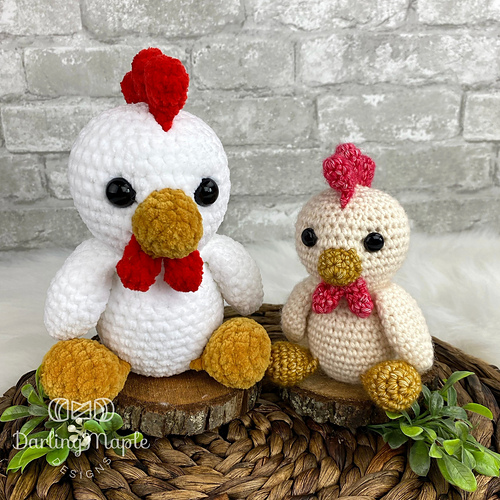 Ravelry: Pocket Pal Chicken pattern by Darling Maple Designs
