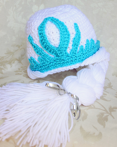 Ravelry: Crochet Crowned Elsa Hat pattern by Rebecca Lueck