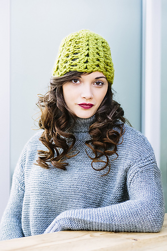 Ravelry: Greengage Hat pattern by Deborah Stuart