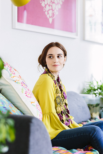 Ravelry: Floribunda Cowl pattern by Tracey Todhunter