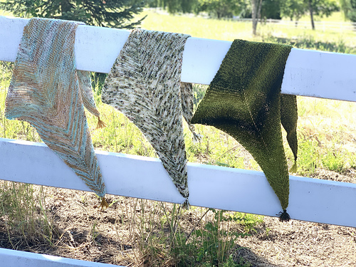 Ravelry: Kite Tails pattern by Adventure Du Jour Designs