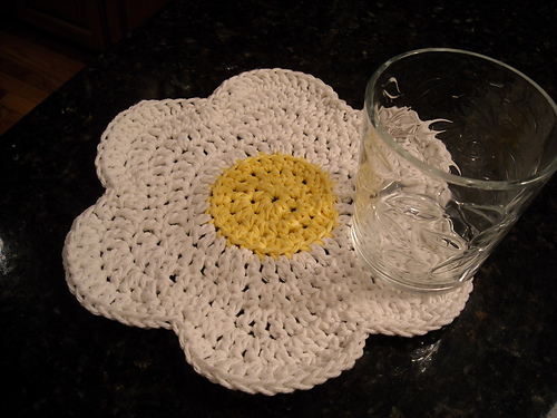 Ravelry: Afghaniac's Fresh as a Daisy Dishcloth