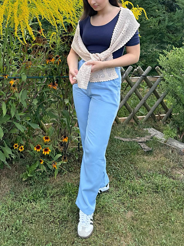 Ravelry: The smell of summer shawl pattern by Annamária Kovácsné Nagy