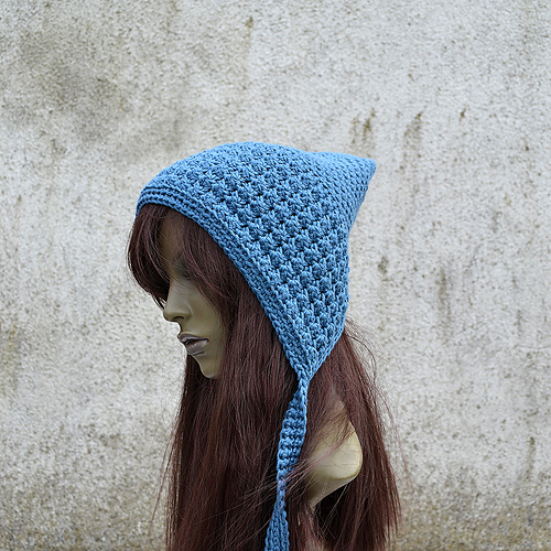 Ravelry: Pixie Bonnet Hat pattern by Agata Zwolinska