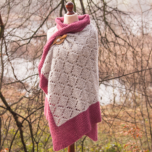 Ravelry: Stone Rose pattern by Ágnes Kutas