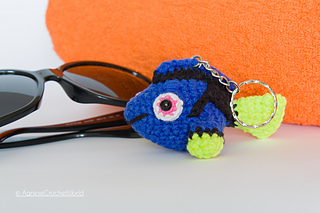 Ravelry: Dory (finding Nemo) pattern by Agnese Rasura