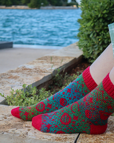 Ravelry: Space Feet Socks pattern by Karolina Adamczyk