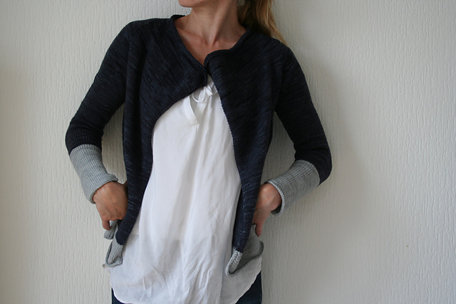 Ravelry: Ahribokatrinchen's Audrey Cardigan ***Testknit***