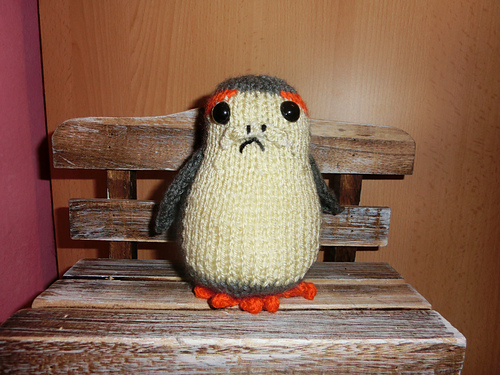Ravelry: Star Wars Porg pattern by The Knit Guru