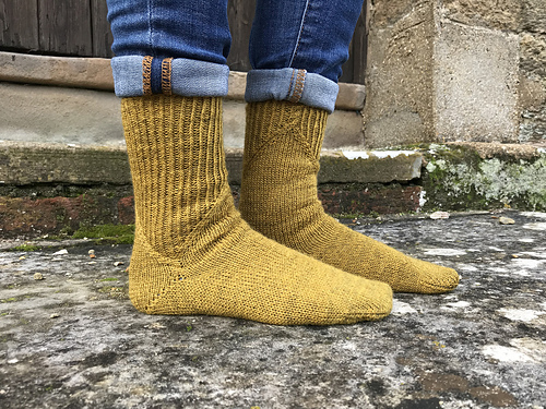 Ravelry: Gavl pattern by Alice Sleight