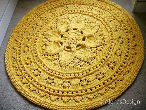 Ravelry: Floral Lace Rug pattern by Alena Byers