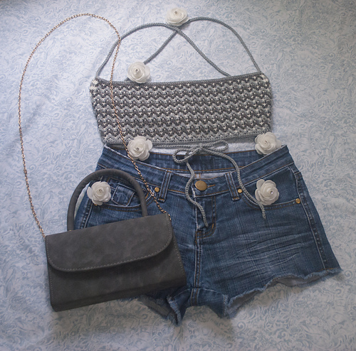 Ravelry: Cuevas Crop pattern by Alice Briallen