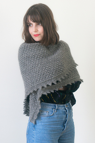 Ravelry: Basile pattern by Alice Hammer