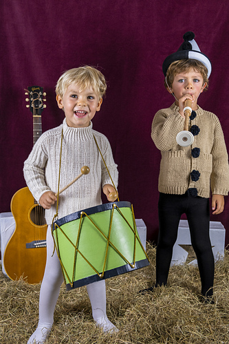 Ravelry: Mr Loyal pattern by Alice Hammer