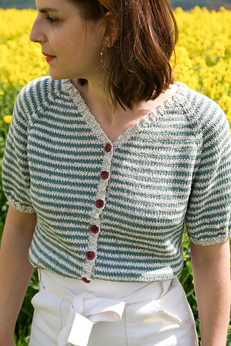 Ravelry: Marinette pattern by Alice Hammer