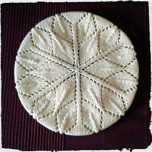 Ravelry: Star Anise (Anice stellato) pattern by Alice Twain