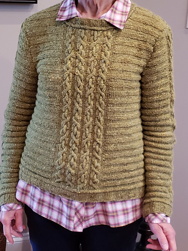 Ravelry: Yellow Gold Pullover pattern by Linda Marveng