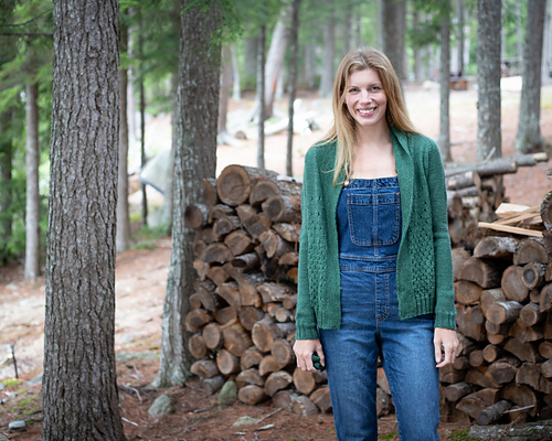 Ravelry: Campside Cozy pattern by Alicia Plummer