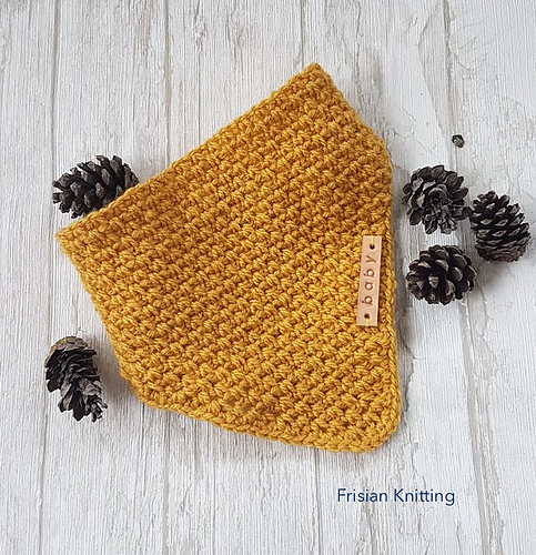 Ravelry: bandana dribble bib pattern by Frisian Knitting