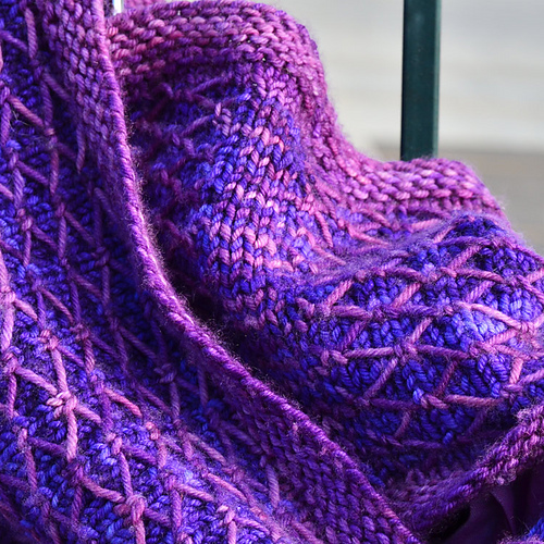 Ravelry: Diamonds Go Around Infinity Scarf pattern by Alisha Broberg