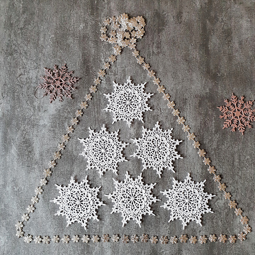 Ravelry: Ariel Snowflake pattern by Irina Maleeva