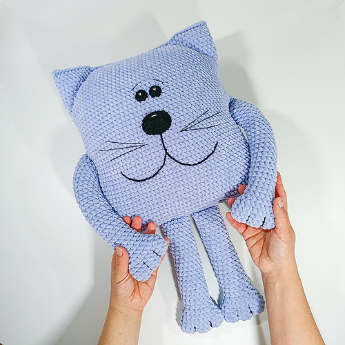 Ravelry: Good Cat Pillow pattern by Allat